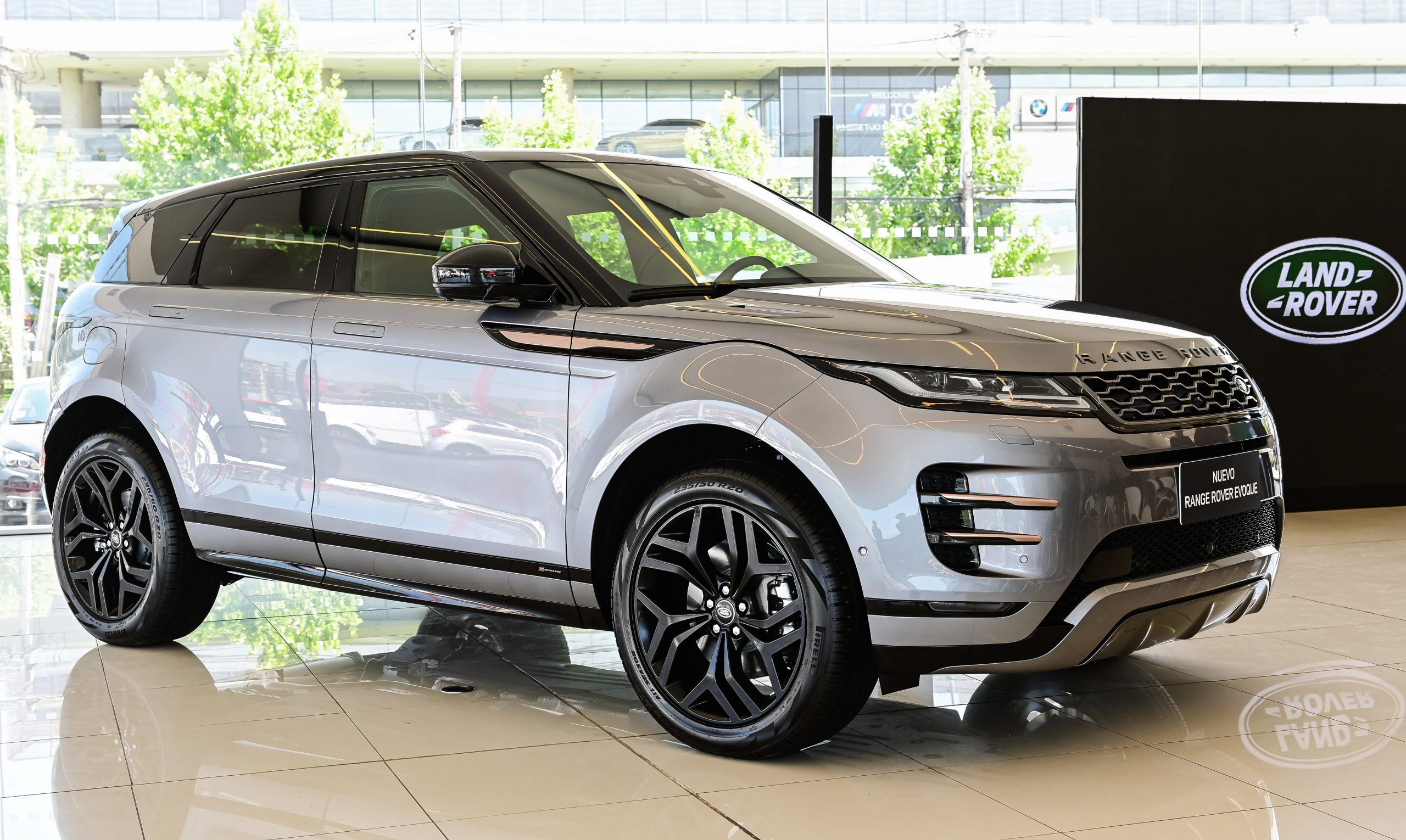 LLEGA EL RANGE ROVER EVOQUE MILD HYBRID: MÁS PODER Y EFICIENCIA - Tour ...