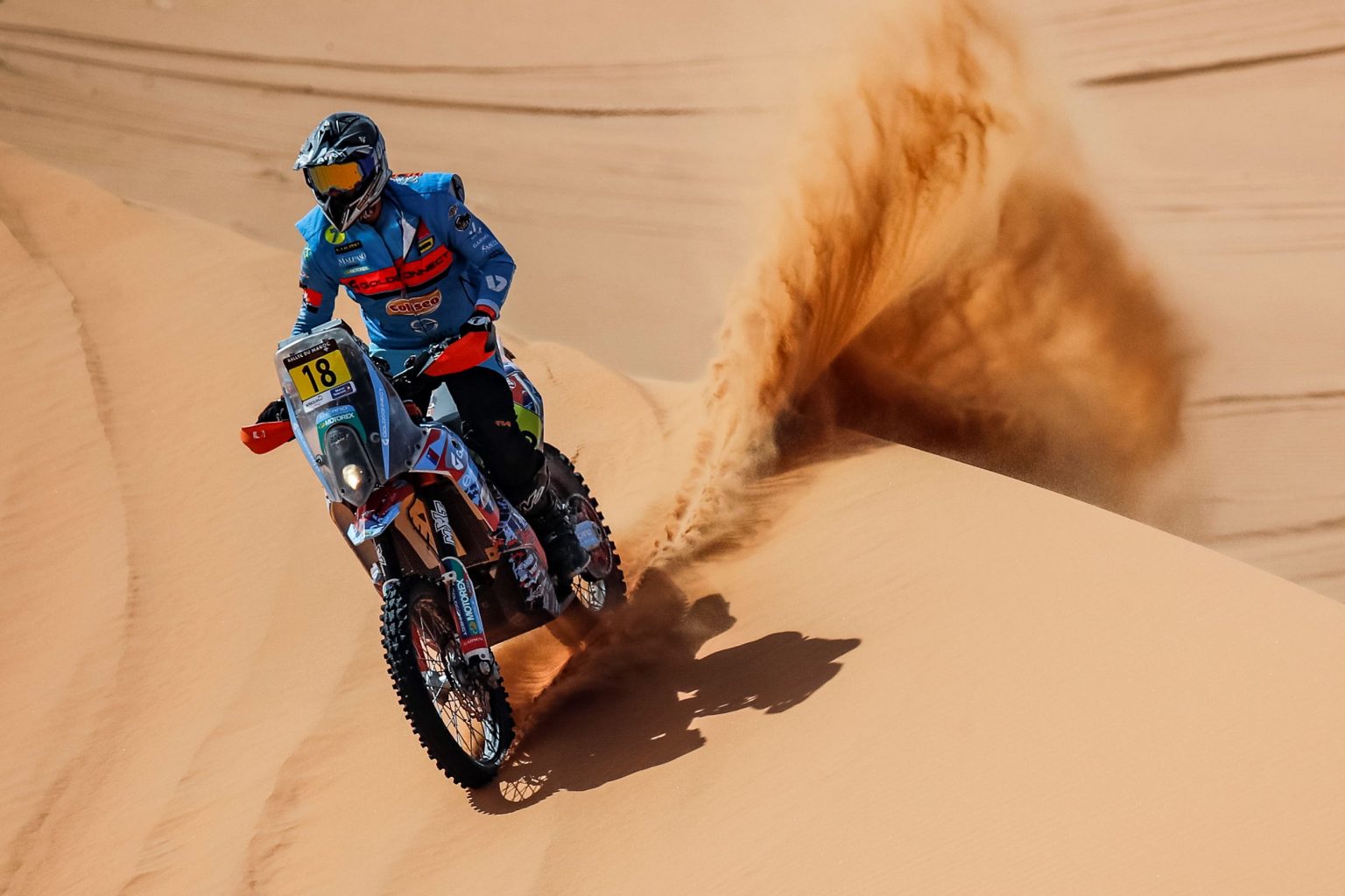 TOMÁS DE GAVARDO SE PONE A LA CABEZA DEL RALLY DE MARRUECOS - Tour Motor