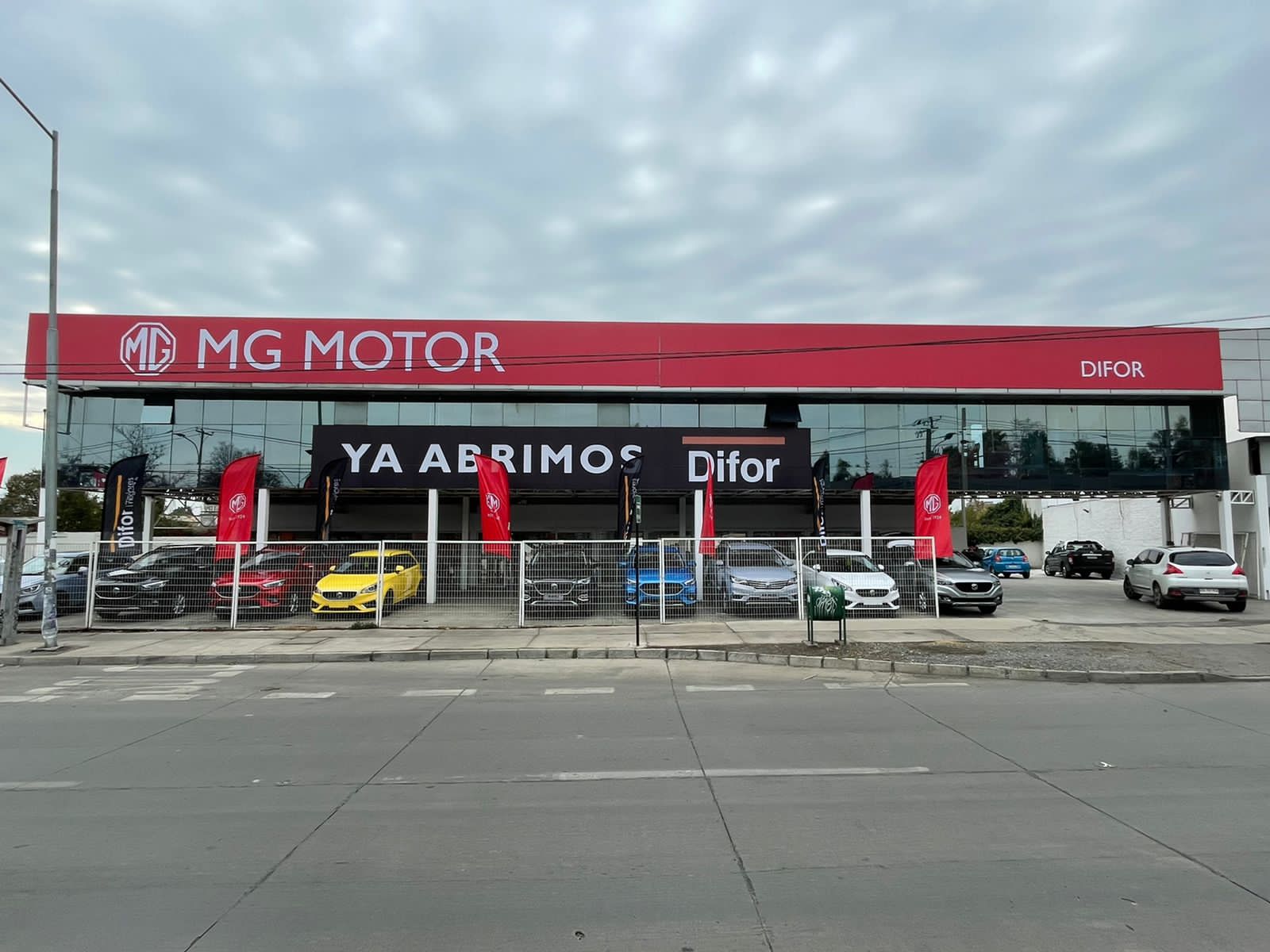 DIFOR LLEGA A RANCAGUA CON MG MOTOR - Tour Motor