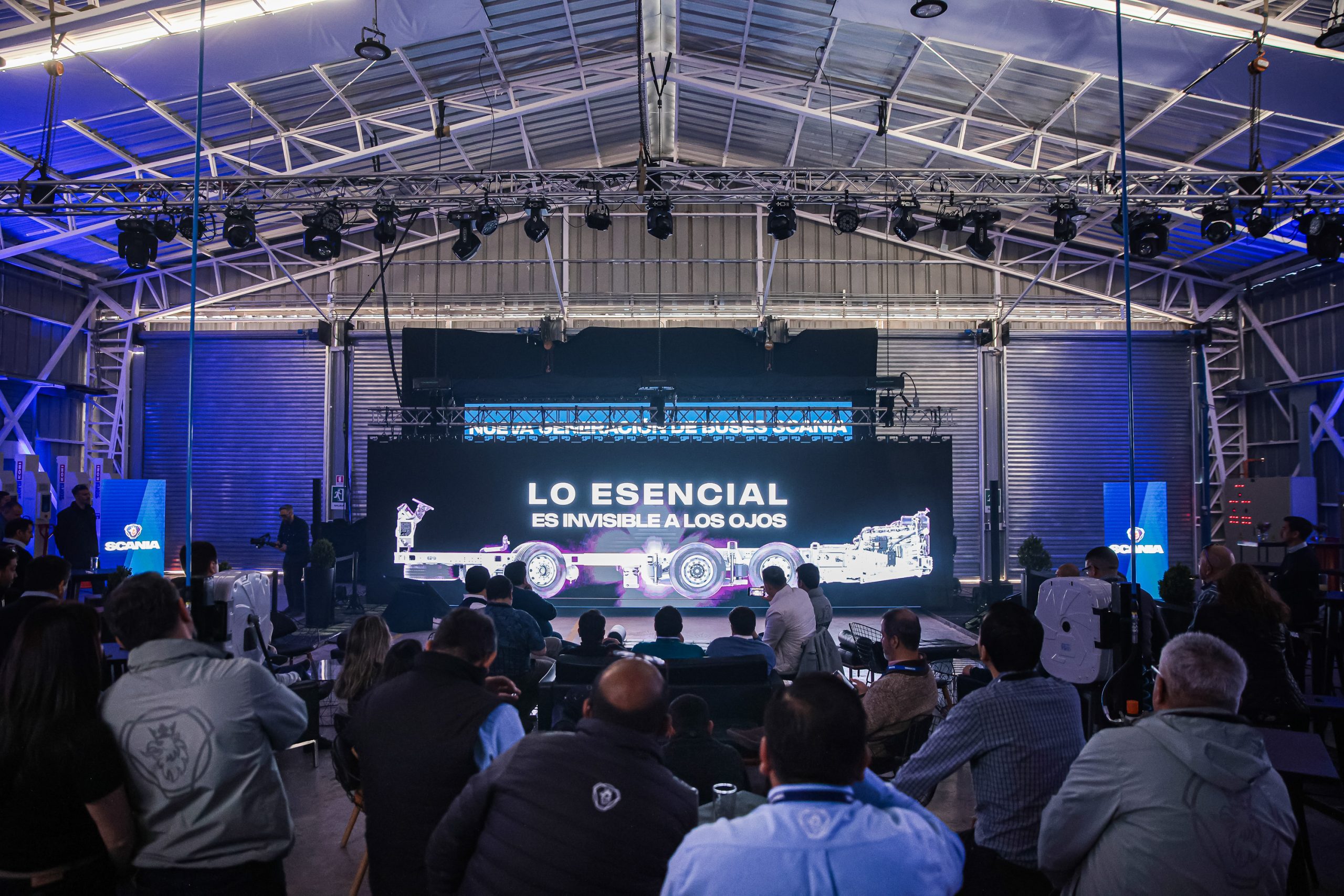SCANIA CHILE PRESENTA SU NUEVA GENERACIÓN DE BUSES - Tour Motor